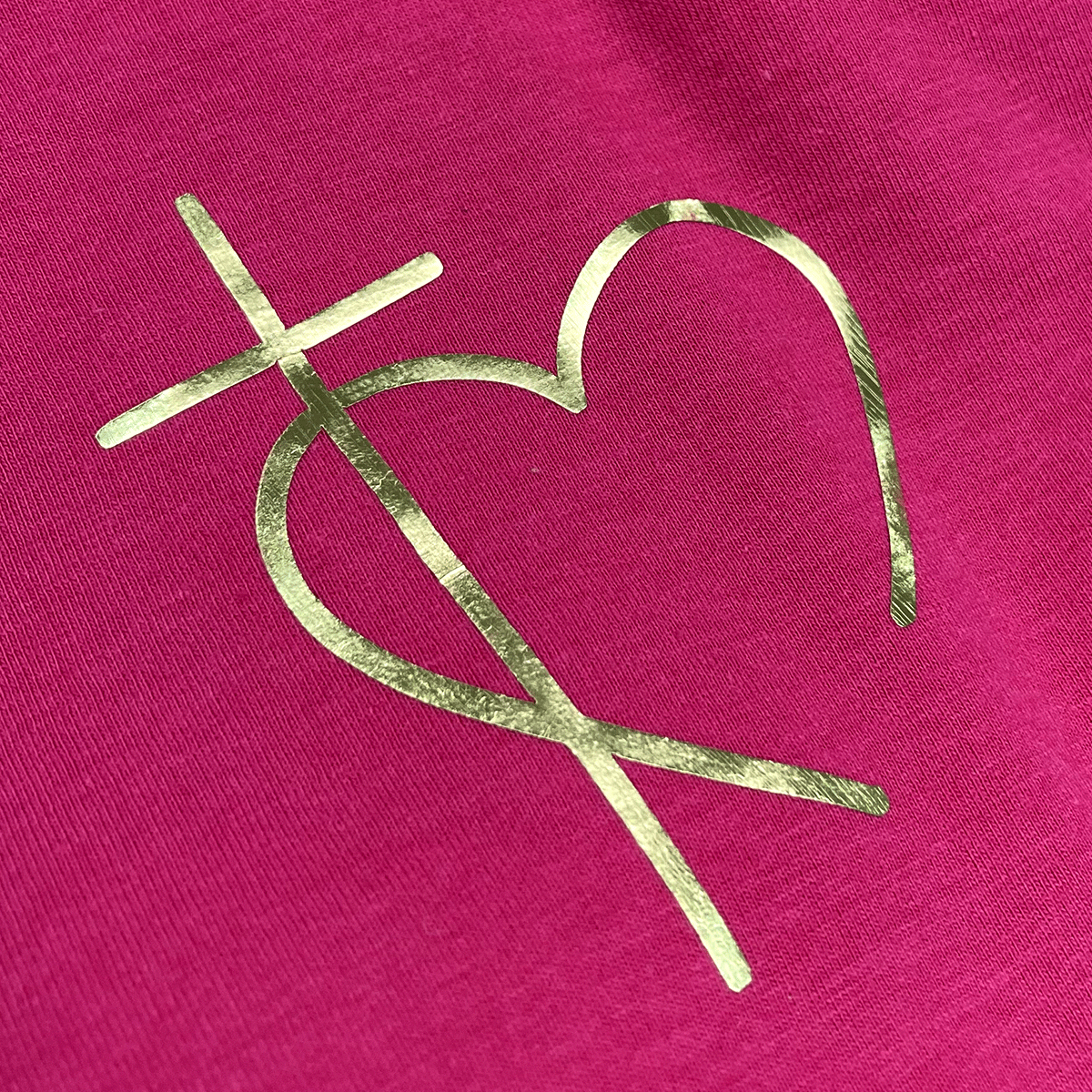 Camiseta Feminina Pink Cruz Coração Minimalista